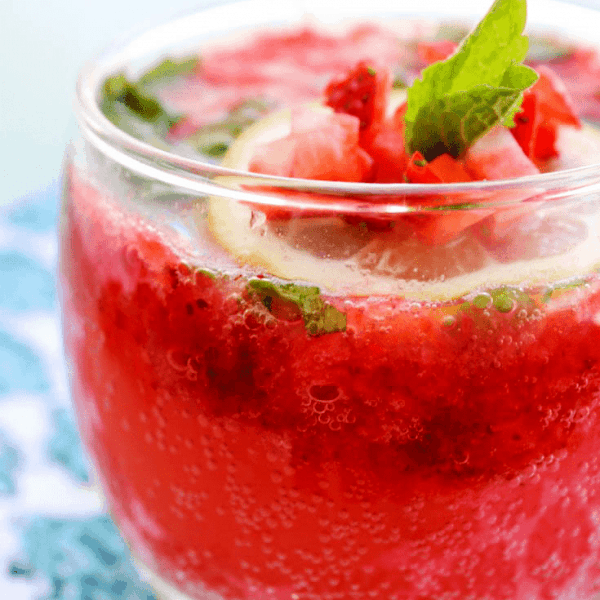 Strawberry Mint Spritzer