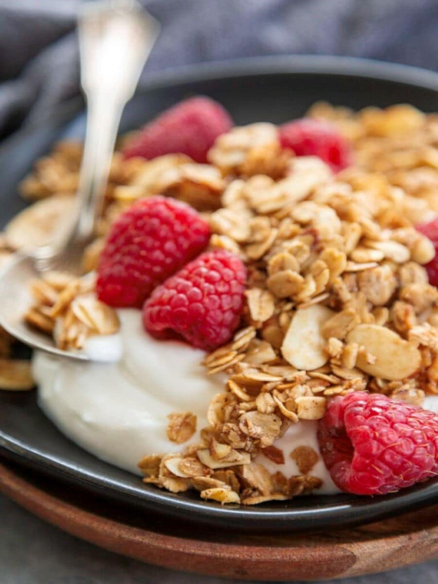 How to Make Maple Cinnamon Granolapy) - Dash of Sanity